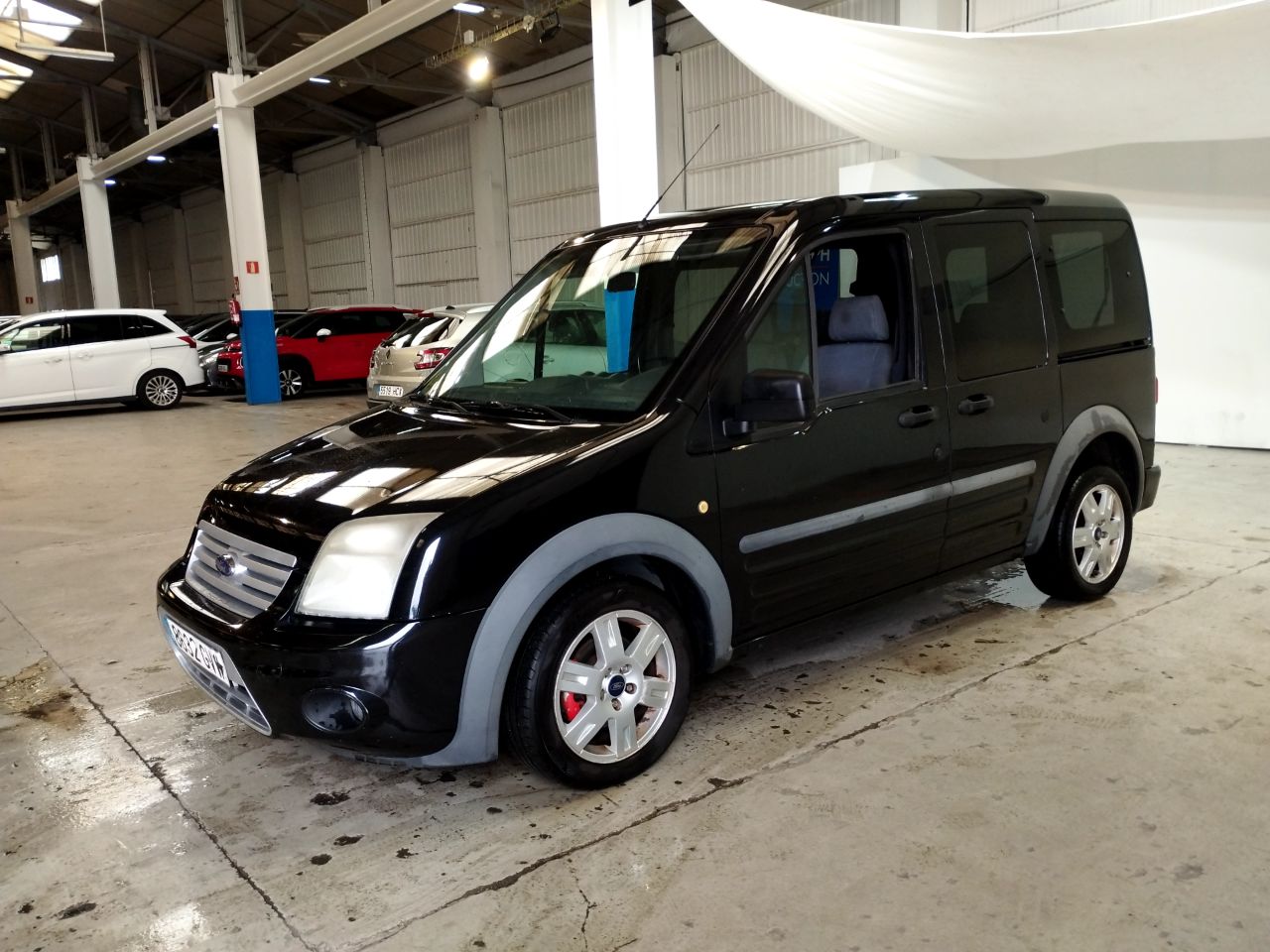 Comprar FORD TOURNEO CONNECT COMBI DIESEL - FT 210S KOMBI B. CORTA BASE ...