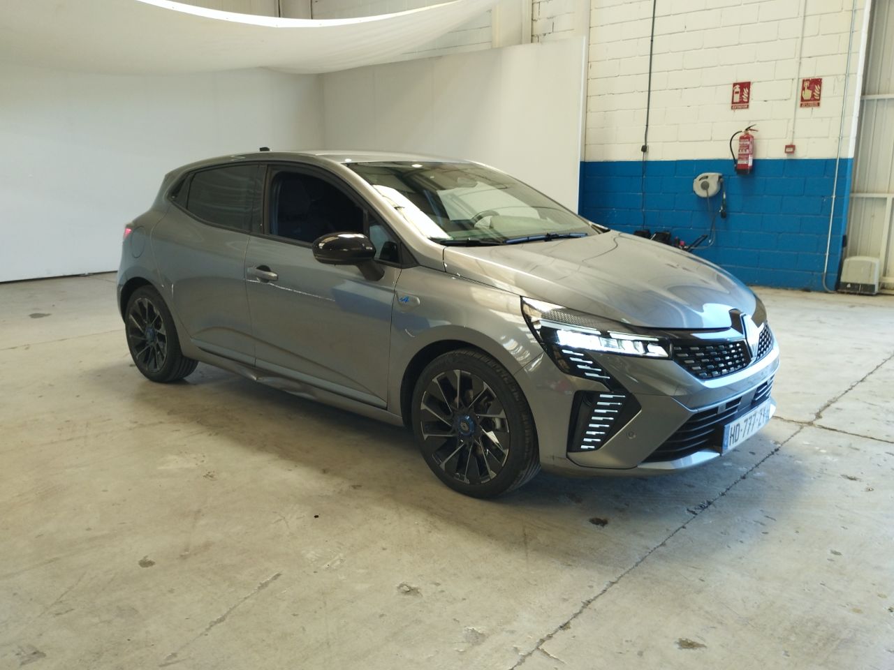 Comprar RENAULT CLIO HÍBRIDO - CLIO ESPRIT ALPINE FULL HYBRID ETECH 145 ...