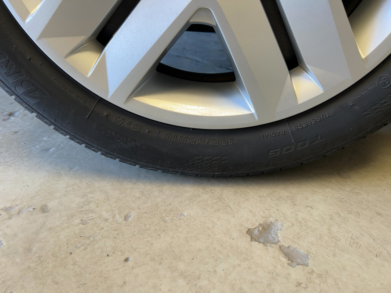 Comprar RENAULT CLIO - CLIO TCE 90 - 21N BUSINESS - Subasta en Madrid ...
