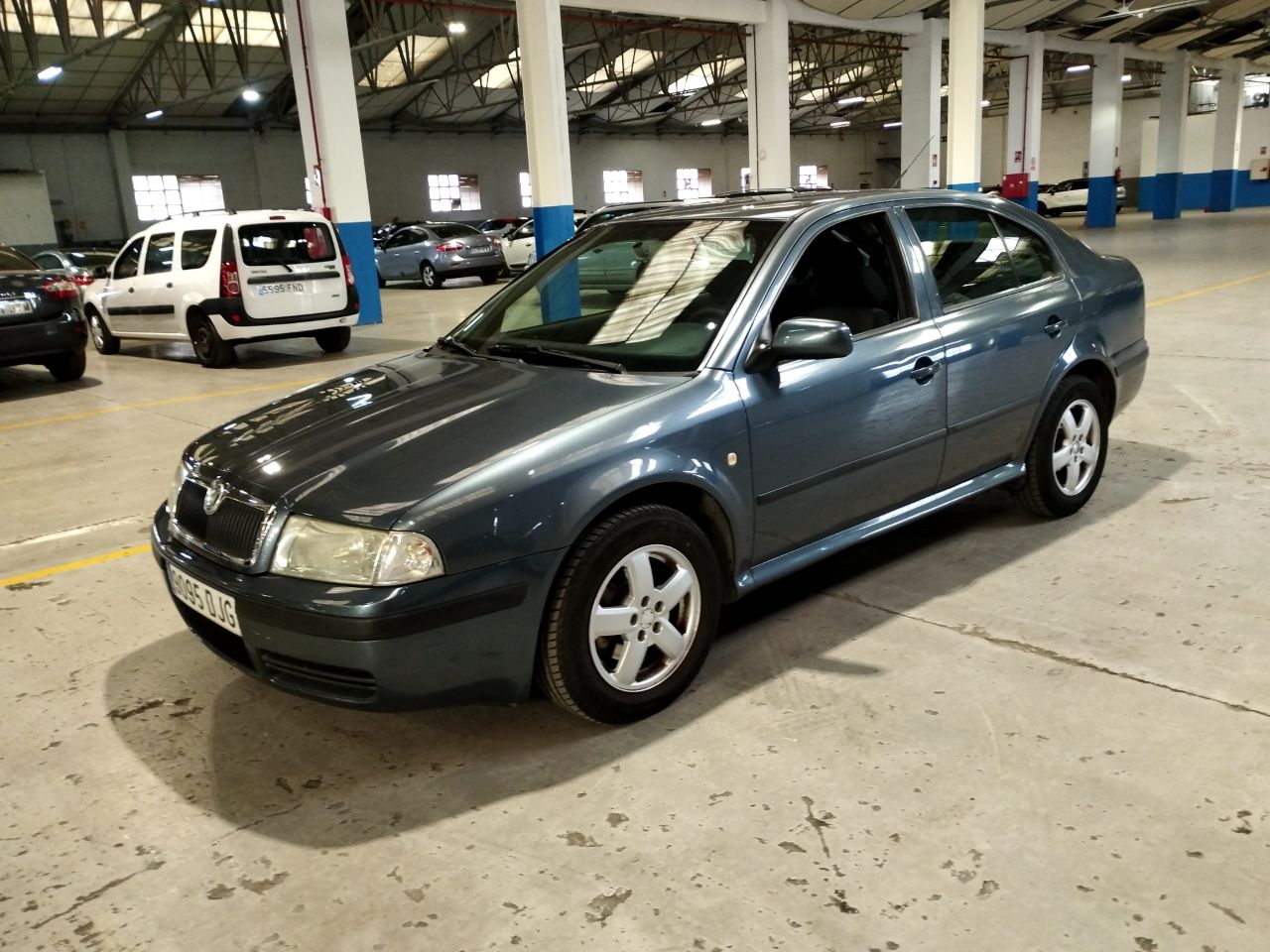 Comprar SKODA OCTAVIA DIESEL - OCTAVIA 1.9TDI TRADITION TOUR 110 ...